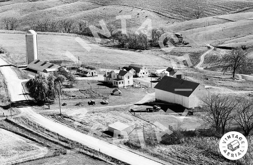 Vintage Aerial | Iowa | Delaware County | 1971 | 6-IDE-29