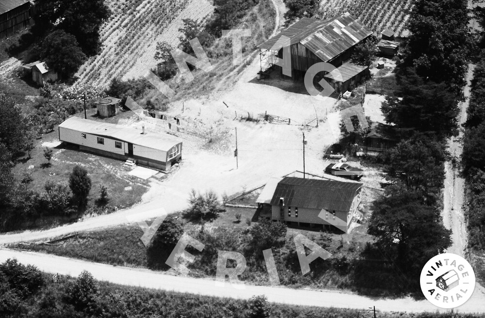 Vintage Aerial | Kentucky | Magoffin County | 1984 | 17-LMG-4