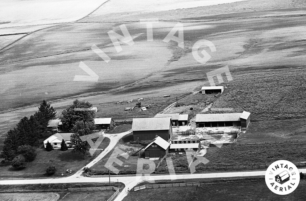 Vintage Aerial | Iowa | Clinton County | 1970 | 28-LCL-10