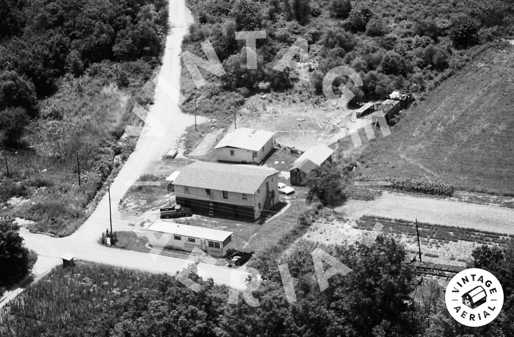 Vintage Aerial | Kentucky | Magoffin County | 1984 | 17-LMG-18