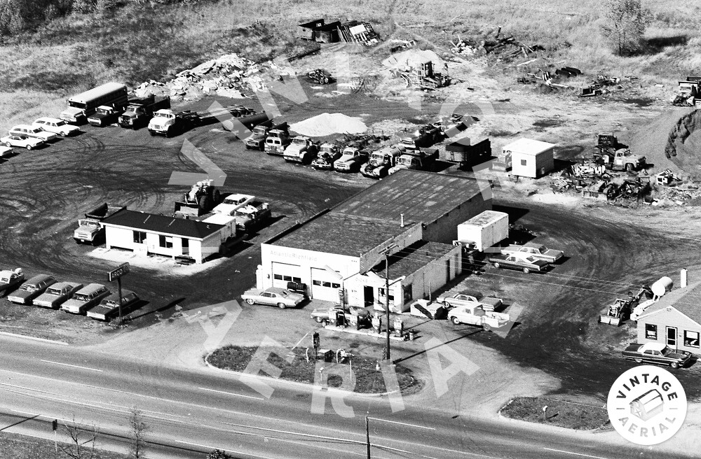 Vintage Aerial | Michigan | Muskegon County | 1974 | 33-HMU-24