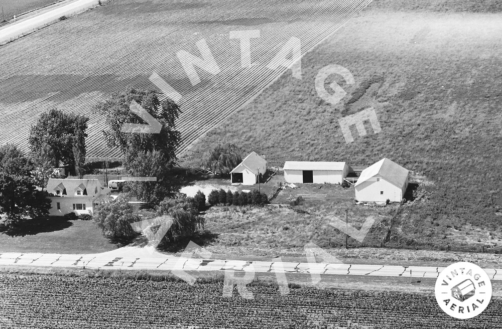 Vintage Aerial | Illinois | Lee County | 1968 | 21-ILE-27