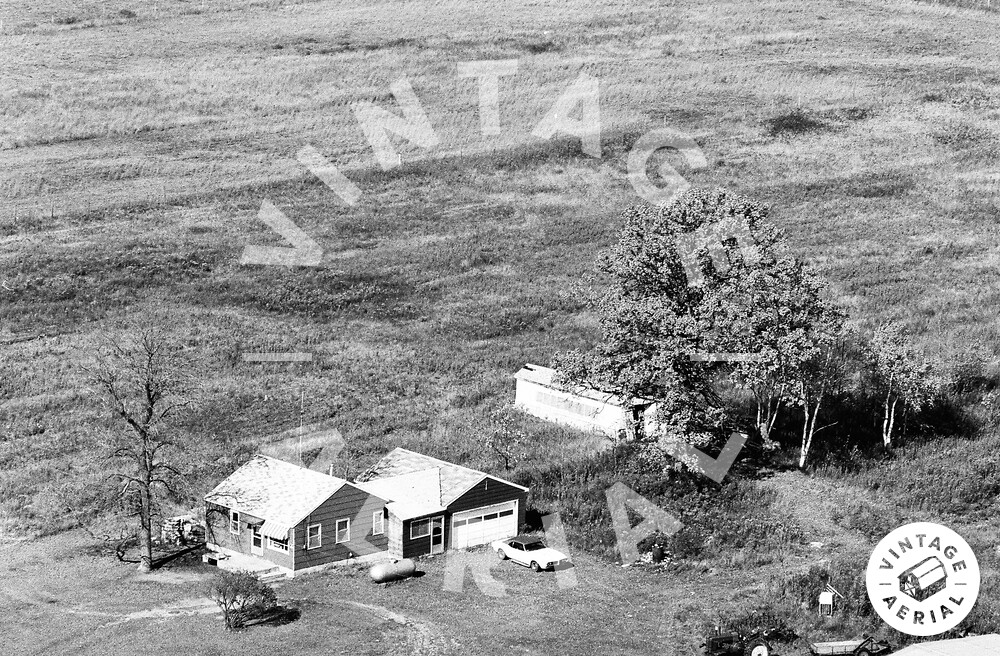 Vintage Aerial | Michigan | Muskegon County | 1974 | 32-HMU-16