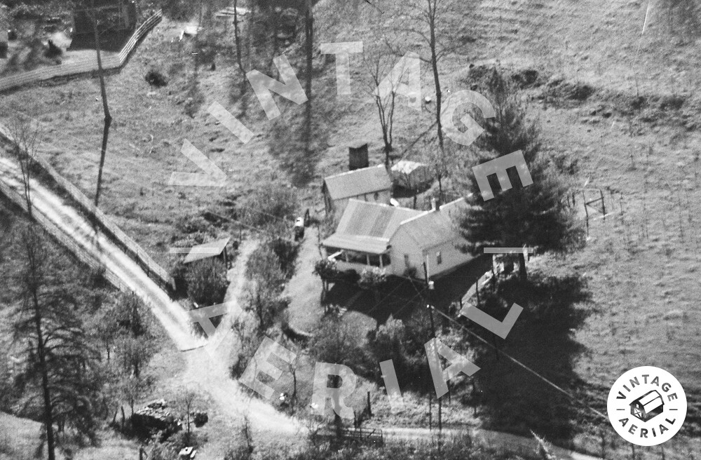 Vintage Aerial | Kentucky | Lawrence County | 1982 | 29-WLAW-11