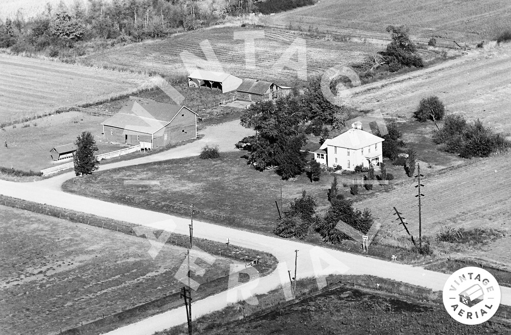 Vintage Aerial | Iowa | Louisa County | 1970 | 1-LLO-8