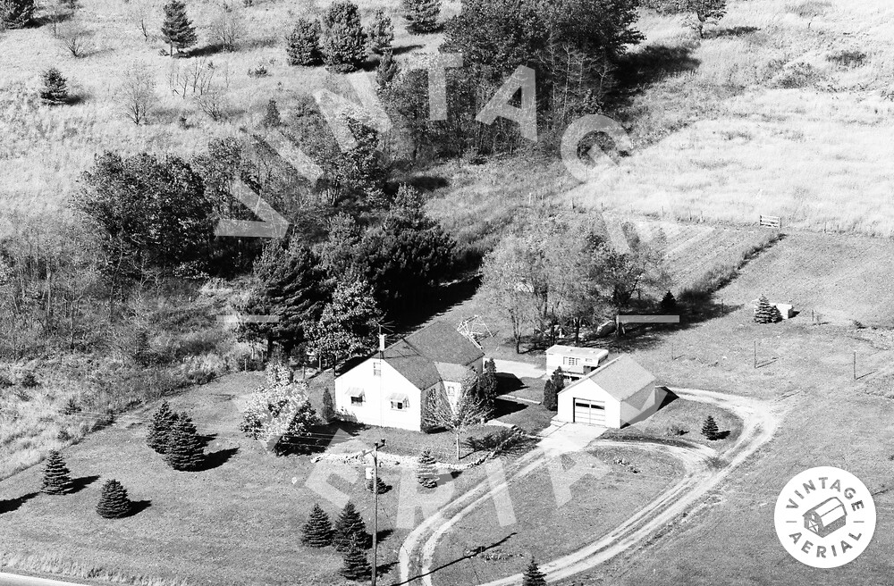 Vintage Aerial | Michigan | Muskegon County | 1974 | 33-HMU-21