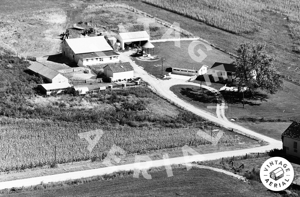 Vintage Aerial | Illinois | Stephenson County | 1974 | 31-CST-34