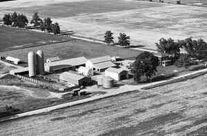 Vintage Aerial | Michigan | Ionia County | 1982 | 75-OIO-8